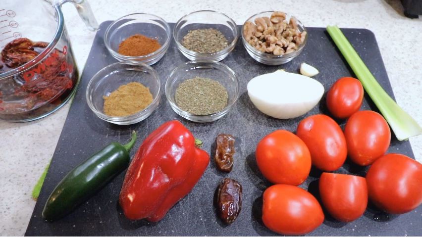 The Best Raw Vegan Chili Recipe - My Raw Intuition